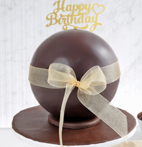 Chocolate Pinata Ball Cake for Birthday (750 Grams) - Luv Flower & Cake